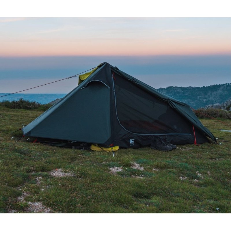 Tente de randonnée Dolomite 2 - 4000 / 2 places de chez Jamet - Latour ...