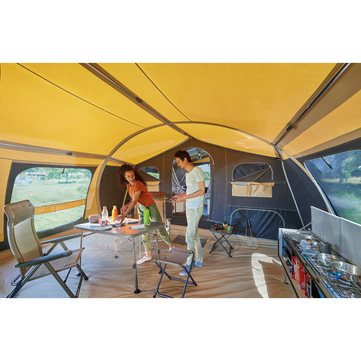 Caravane pliante SAFARI 2.5 AF GL freinée Modèle 2025 TRIGANO - Latour ...